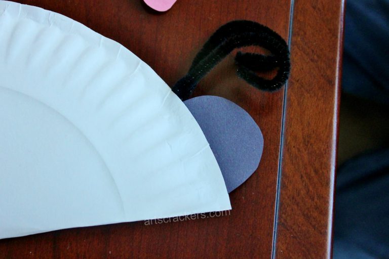 DIY Paper Plate Love Bug | Valentine's Day