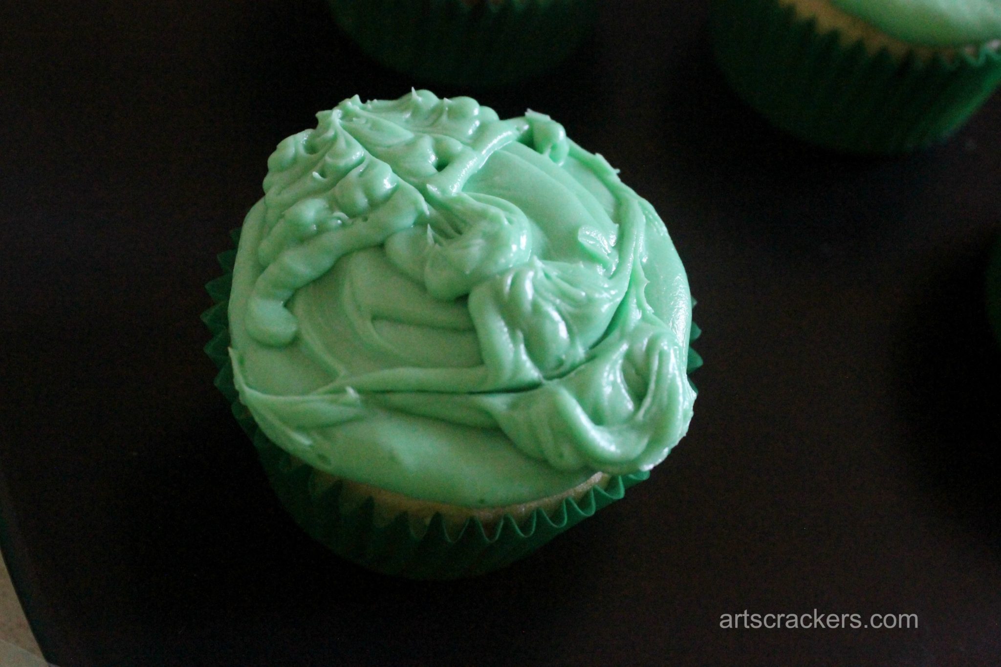 DIY Yoda Cupcakes - Arts and Crackers