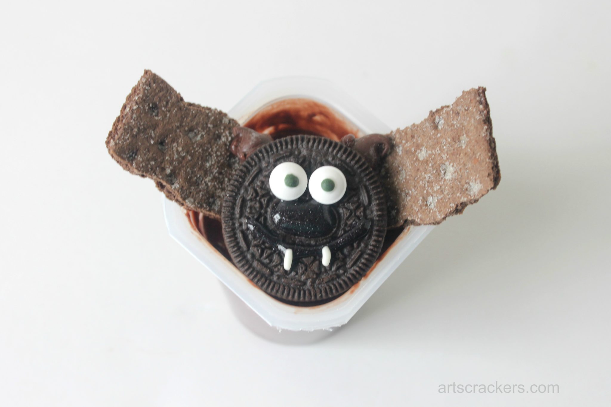 6 Pudding Cup Ideas for Halloween