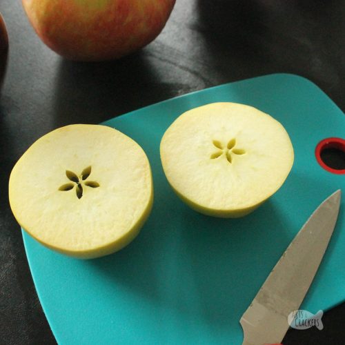 Explore the Five Senses with this Apple Lesson Plan (Bonus Recipes)